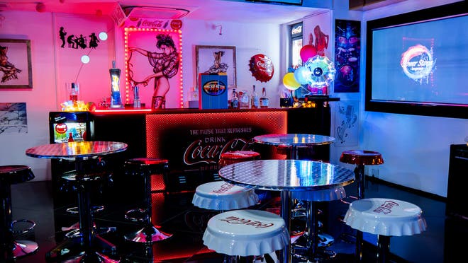 映画ロケでも多数利用あり!配信もすぐ出来る!グランドピアノ・ドラム等楽器常設の駅近ライブバーの写真6