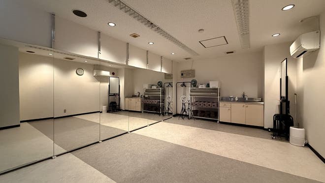 NEW!【静岡駅5分】大型鏡計5m/広々25㎡スタジオでダンス・ヨガ・太極拳・コスプレ・撮影・演劇におすすめ☆の写真3