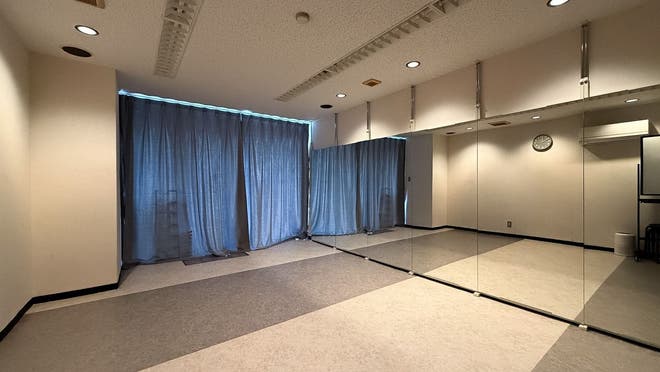 NEW!【静岡駅5分】大型鏡計5m/広々25㎡スタジオでダンス・ヨガ・太極拳・コスプレ・撮影・演劇におすすめ☆の写真4