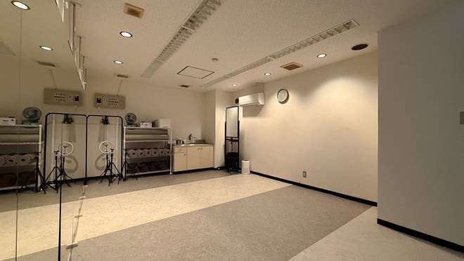 NEW!【静岡駅5分】大型鏡計5m/広々25㎡スタジオでダンス・ヨガ・太極拳・コスプレ・撮影・演劇におすすめ☆の写真9