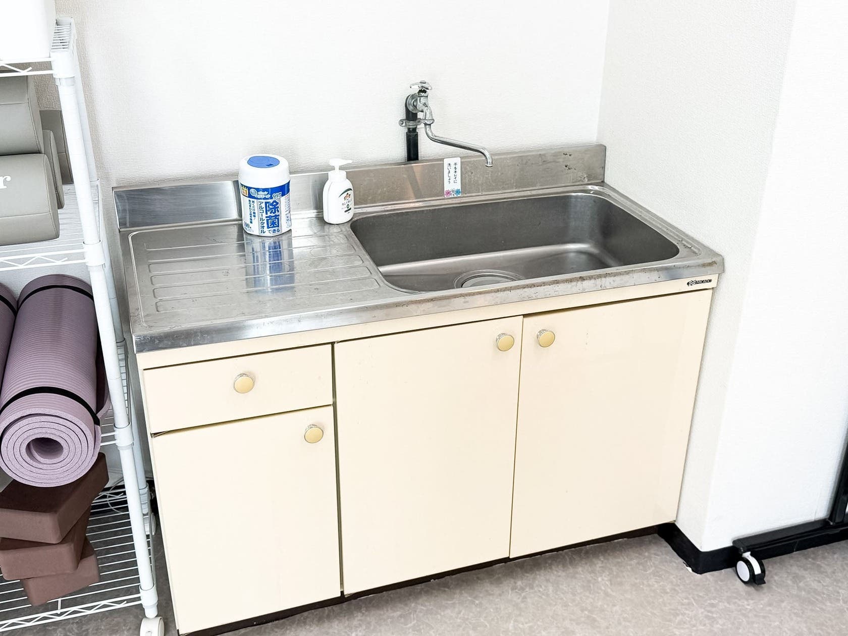 NEW!【静岡駅5分】大型鏡計5m／広々25㎡スタジオでダンス・ヨガ・太極拳・コスプレ・撮影・演劇におすすめ☆の写真23