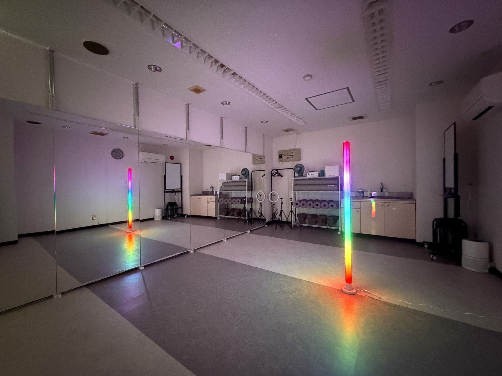 NEW!【静岡駅5分】大型鏡計5m／広々25㎡スタジオでダンス・ヨガ・太極拳・コスプレ・撮影・演劇におすすめ☆の写真24