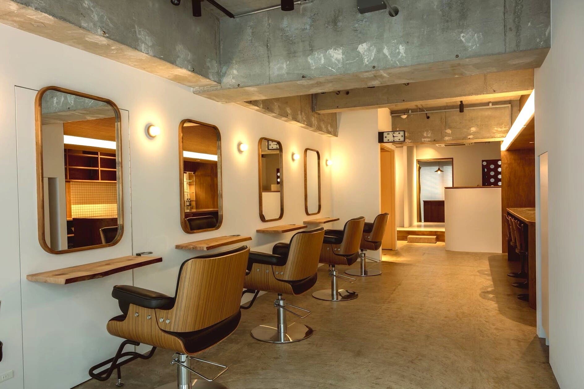 【名古屋駅 徒歩7分】プライベートサロン🍃CM・広告撮影・商品撮影✨ロケ・スタジオ撮影📸ドラマ・YouTube🌟美容🪞の写真1