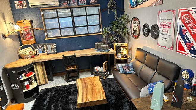 撮影会・グループ利用OK!多シーン完備&待機室ありで使いやすい本格スタジオ アメリカン×ピンク×白ホリ完備!1スタジオでの写真1