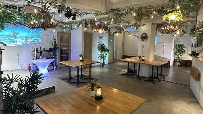 【渋谷駅1分】ビル最上階・多目的イベントスペース・BBQ・ケータリングパーティー/プロジェクター・ステージ・キッチン・ゴミ回収の写真1