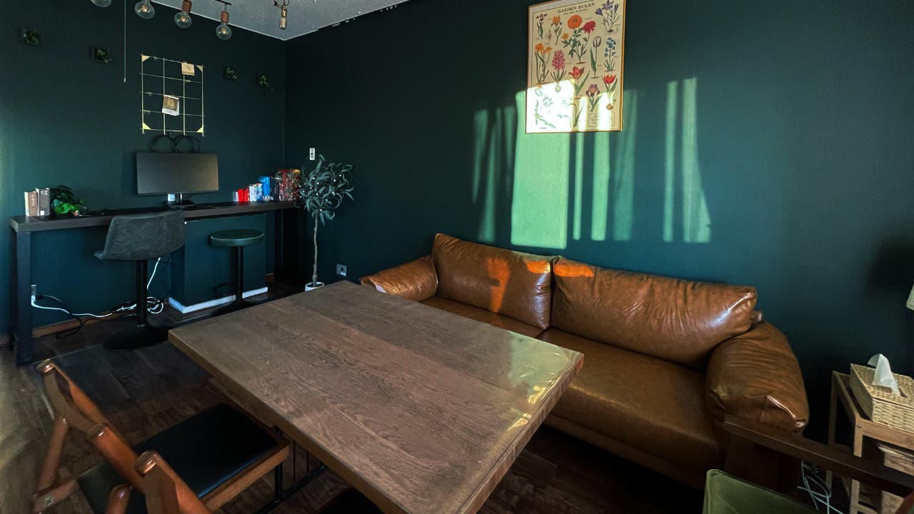 🎉池袋駅チカ💯落ち着いたカフェ空間☕推し活・コスプレ撮影・動画撮影📹 Netflix💝豊富なボドゲ💫の写真7