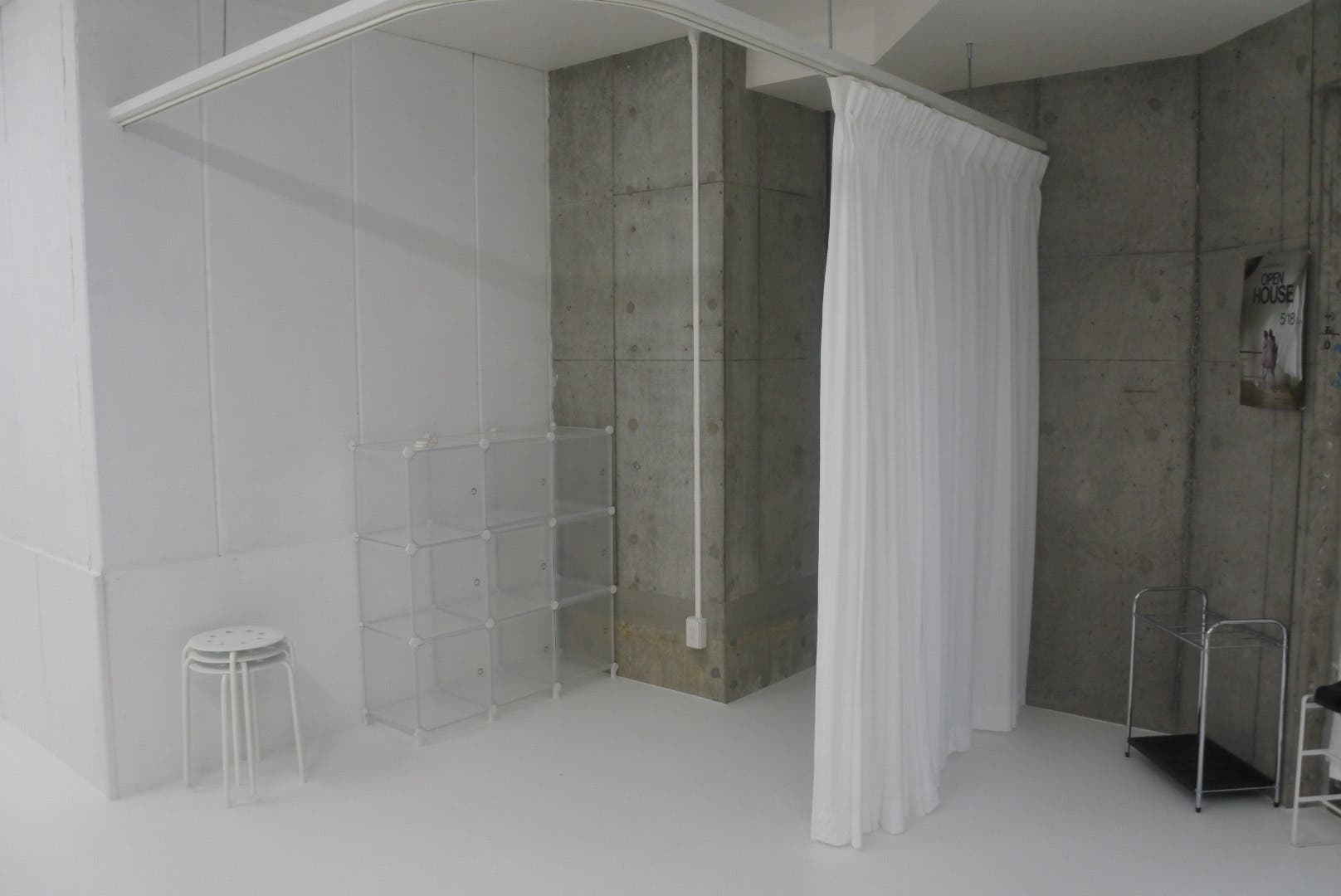 横浜・中川駅すぐ｜全面ミラー・音響完備！バレエ・ヨガ・動画撮影にも使える多目的空間の写真4