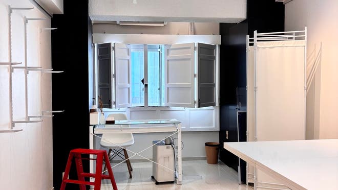 新宿駅至近⭐︎代々木駅からも!白基調の清潔なスペース⭐︎ワークショップにおすすめ⭐︎ジュエリー・手芸・メイク・フラワーなどの写真6