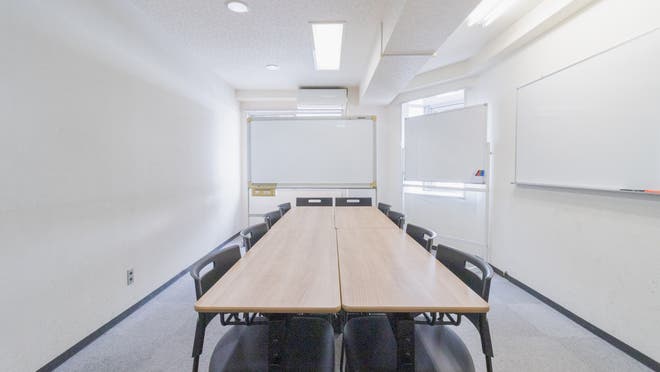 【新宿西口駅近】プロジェクター・WiFi全て無料!ふれあい貸し会議室 新宿B-801(旧ワンコイン会議室新宿 新宿西口会議室A)の写真2