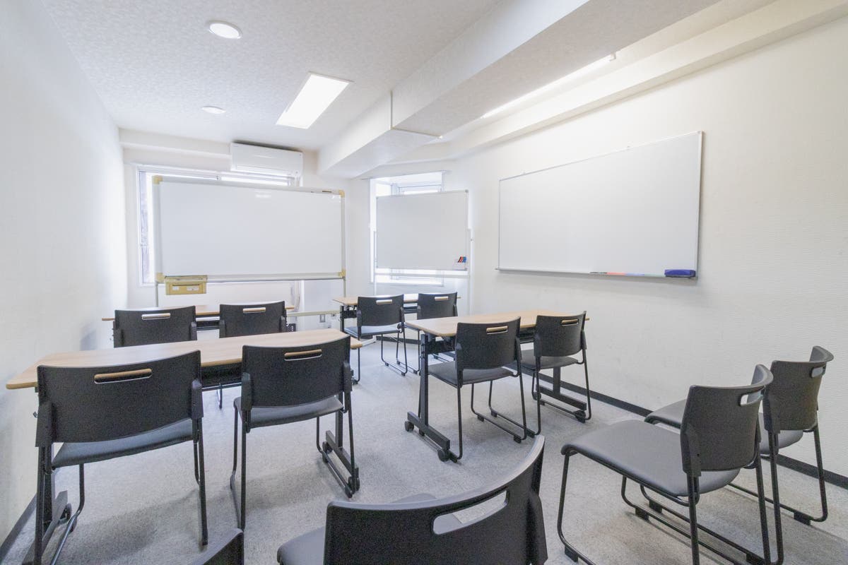 【新宿西口駅近】プロジェクター・WiFi全て無料！ふれあい貸し会議室 新宿B-801（旧ワンコイン会議室新宿 新宿西口会議室A）の写真8