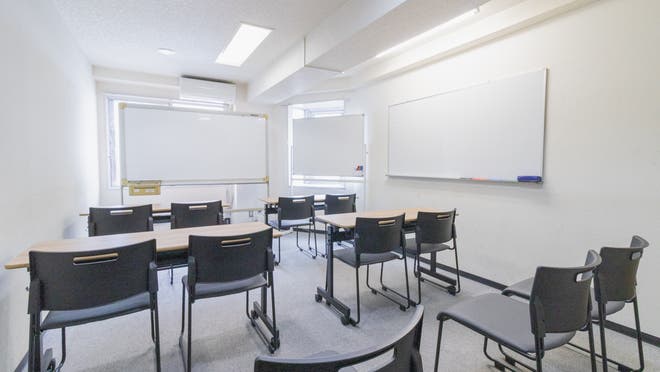 【新宿西口駅近】プロジェクター・WiFi全て無料!ふれあい貸し会議室 新宿B-801(旧ワンコイン会議室新宿 新宿西口会議室A)の写真8