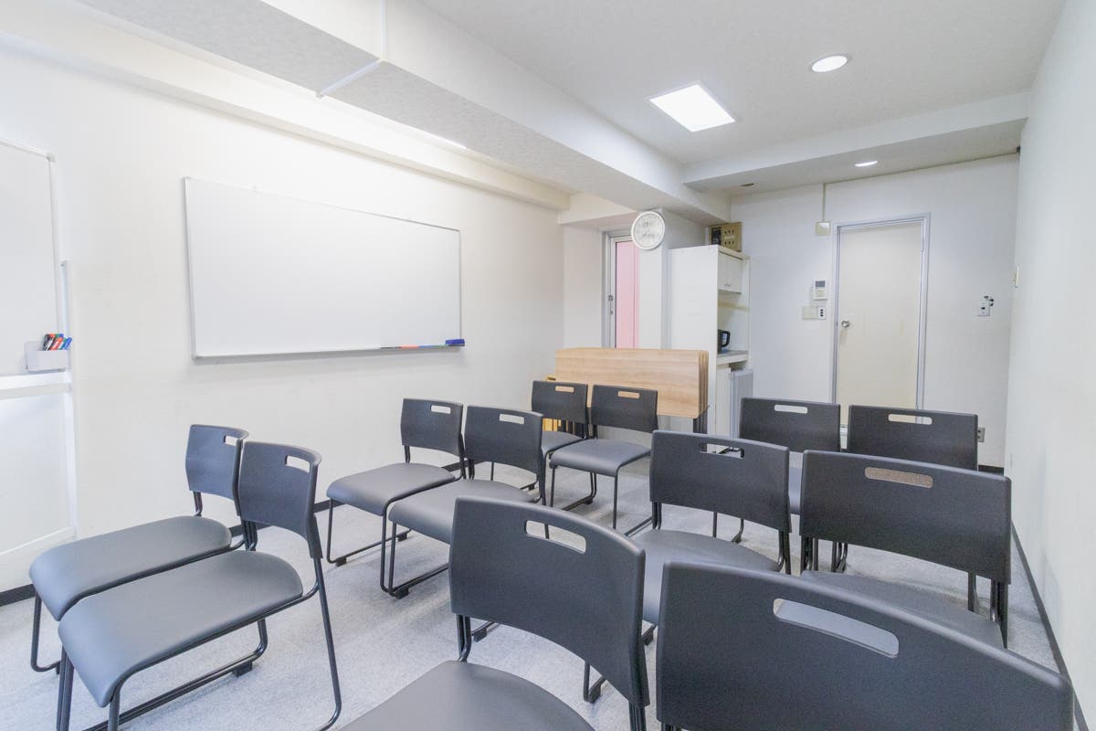 【新宿西口駅近】プロジェクター・WiFi全て無料！ふれあい貸し会議室 新宿B-801（旧ワンコイン会議室新宿 新宿西口会議室A）の写真17