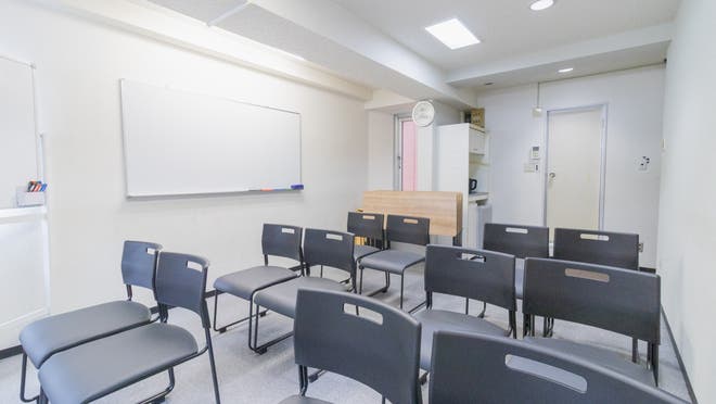 【新宿西口駅近】プロジェクター・WiFi全て無料!ふれあい貸し会議室 新宿B-801(旧ワンコイン会議室新宿 新宿西口会議室A)の写真17