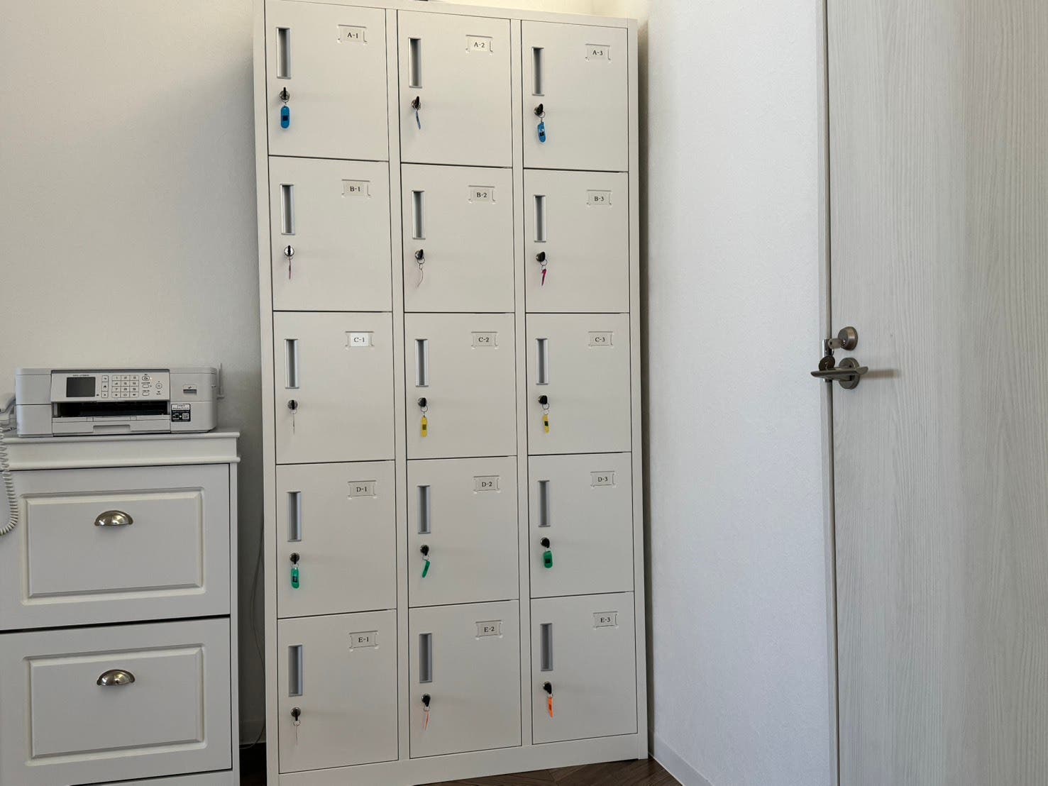 【自習室／個室D 】＊松本市桐  ＊課題/資格勉強に  ＊信州大学徒歩圏内 ＊ドリンクコーナーありの写真5