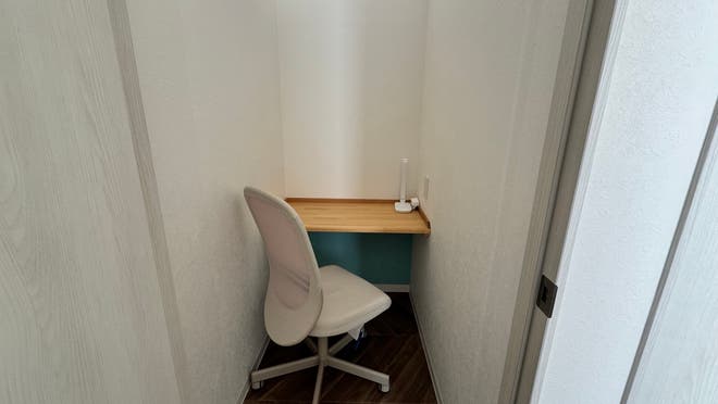 【自習室/個室E 】*松本市桐 *課題/資格勉強に *信州大学徒歩圏内 *ドリンクコーナーありの写真1