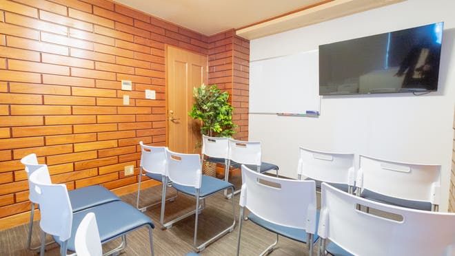 【広島駅出口徒歩4分!定員16名!】大型モニター・10Gbps光回線・WiFi全て無料!ふれあい貸し会議室 広島No160の写真13