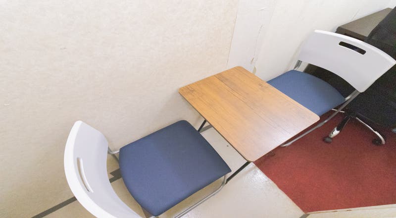 【広島駅出口徒歩4分！定員3名！】27インチモニター・10Gbps光回線・WiFi全て無料！ふれあい貸し会議室 広島No162