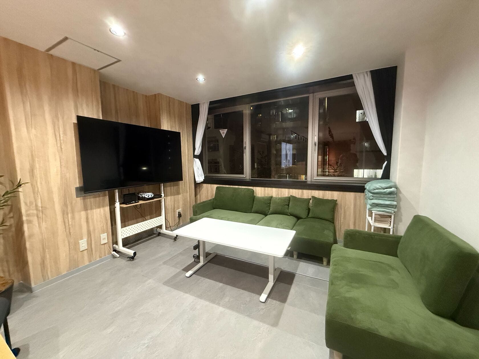 スペモ🏘️新宿御苑駅1分✨会議💎飲み会🍻サテライトオフィス🏢撮影🎥セミナー⌨️841_SpemoLOUNGE新宿御苑前の写真7