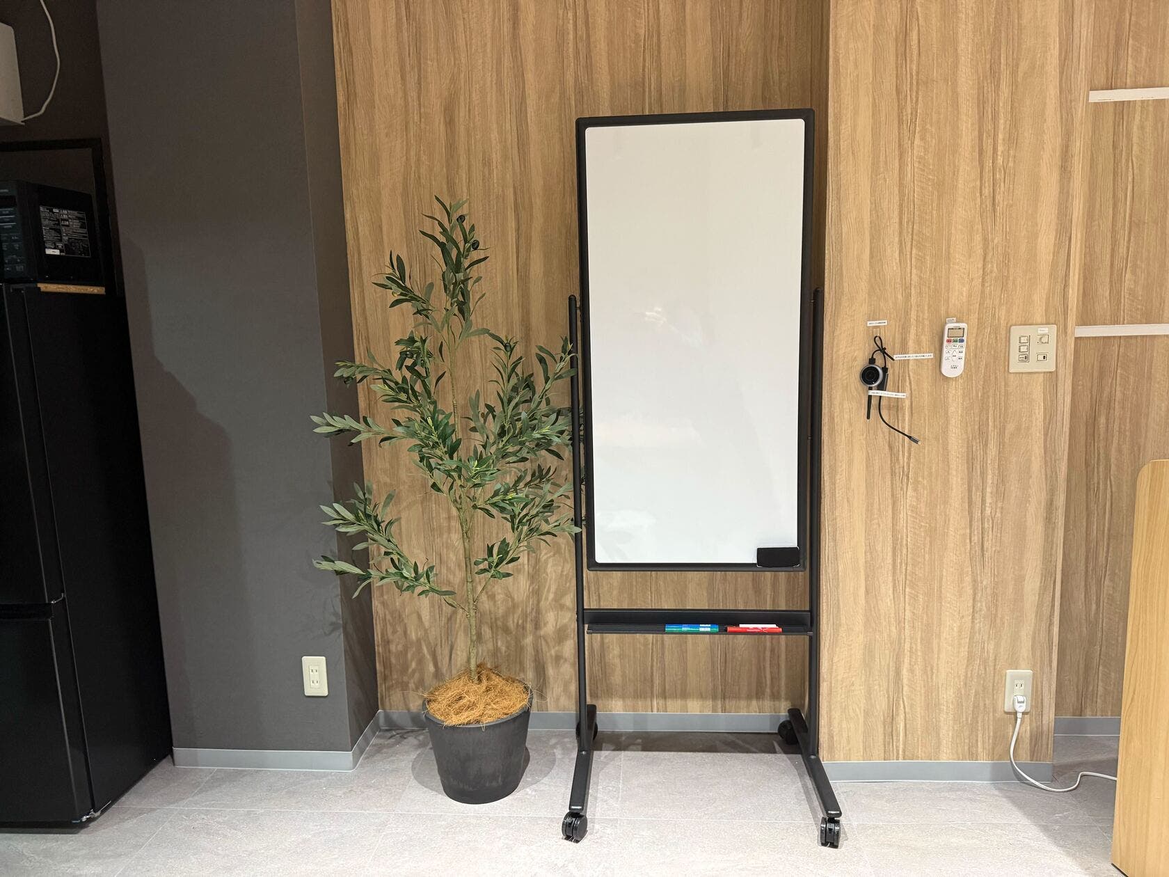 スペモ🏘️新宿御苑駅1分✨会議💎飲み会🍻サテライトオフィス🏢撮影🎥セミナー⌨️841_SpemoLOUNGE新宿御苑前の写真11