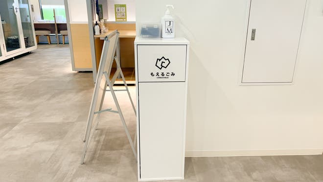 【新宿三丁目駅徒歩1分|36PGブース】最大6名/防音完全個室/高速Wi-Fi/55型モニタ/会議・商談・面接・打ち合わせ・作業の写真18