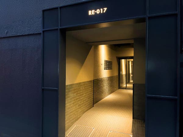 [完全個室＋タオルレンタル無料♪] モノトーンで落ち着いた雰囲気のレンタルサロンの写真4