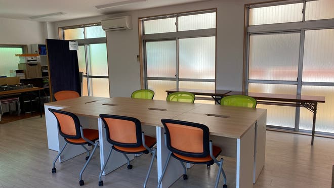 都営三田線蓮根駅徒歩1分 駅前の時間貸し レンタルスペース 貸会議室 Wi-Fiの写真1