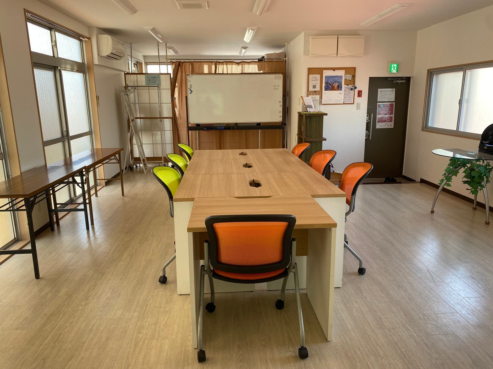 都営三田線蓮根駅徒歩1分　駅前の時間貸し　レンタルスペース　貸会議室　Wi-Fiの写真2