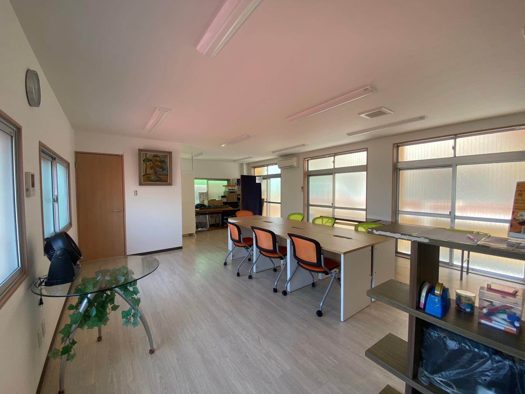 都営三田線蓮根駅徒歩1分　駅前の時間貸し　レンタルスペース　貸会議室　Wi-Fiの写真3