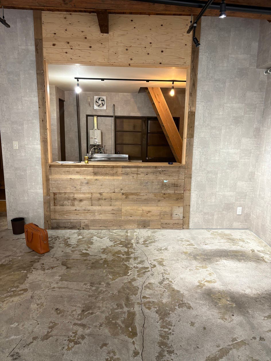 岡山駅西口徒歩5分｜75インチモニター｜最大12名｜レンタル会議室の写真2