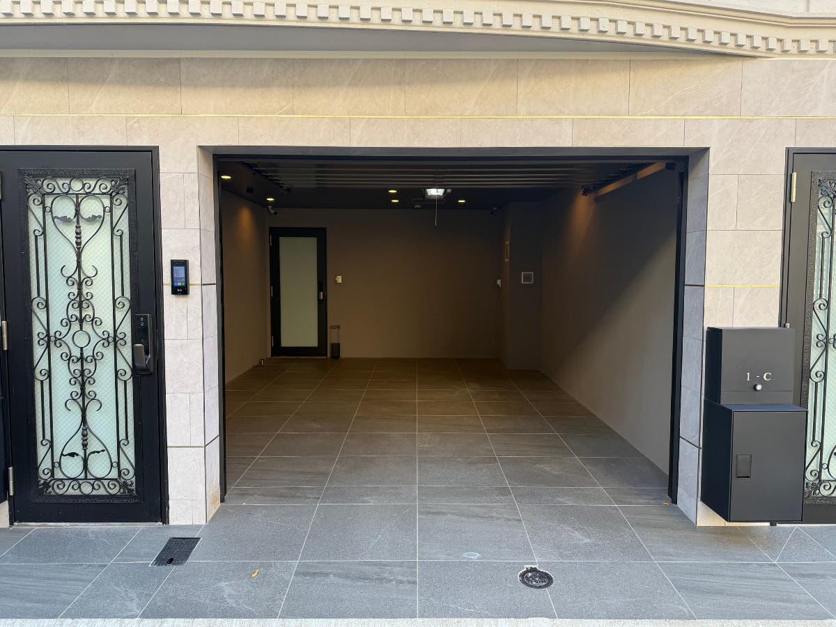 【表参道駅9分｜完全貸切】屋上テラス×東京タワー夜景｜キッチン・駐車場・室内ゴルフ完備｜パーティ・撮影・女子会・誕生日会の写真7