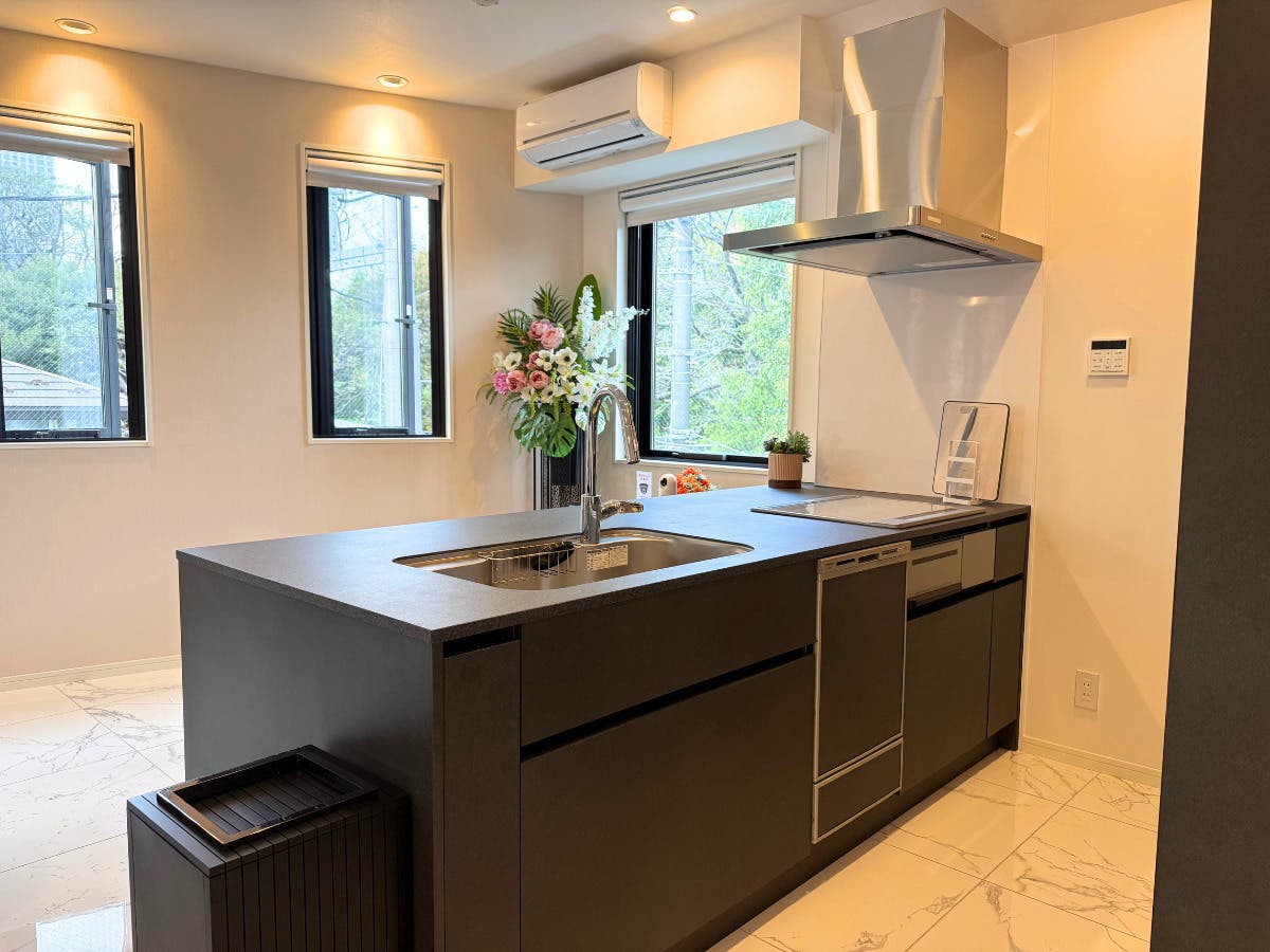 【表参道駅9分｜完全貸切】屋上テラス×東京タワー夜景｜キッチン・駐車場・室内ゴルフ完備｜パーティ・撮影・女子会・誕生日会の写真16