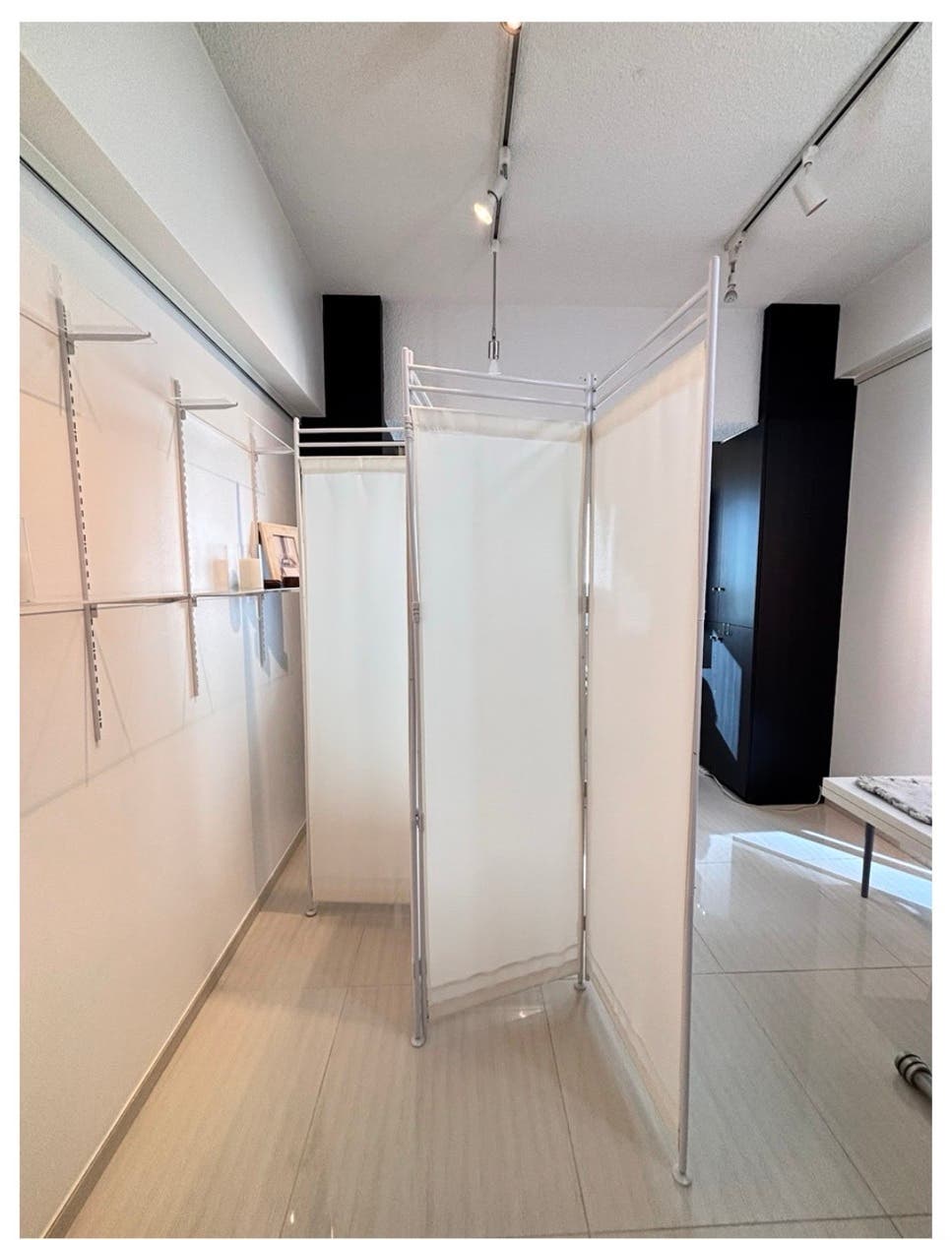 新宿駅至近⭐︎代々木駅からも！白基調の清潔なスペース⭐︎ワークショップにおすすめ⭐︎ジュエリー・手芸・メイク・フラワーなどの写真12