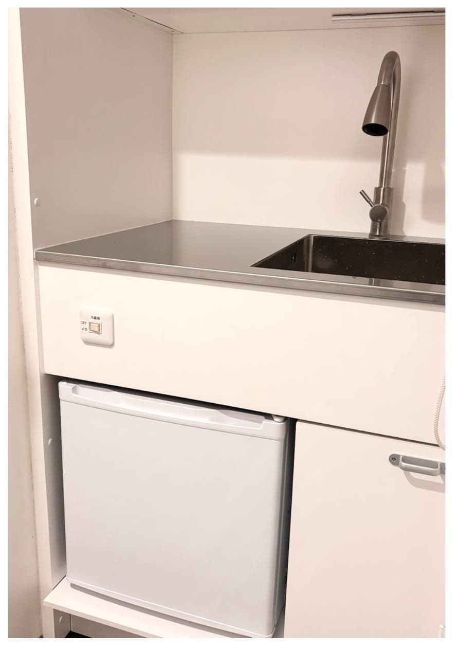 新宿駅至近⭐︎代々木駅からも！白基調の清潔なスペース⭐︎ワークショップにおすすめ⭐︎ジュエリー・手芸・メイク・フラワーなどの写真14