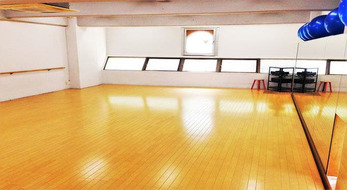 【名古屋・浄心】ダンスや各種フィットネスに最適なサンワークアウト　4階スタジオ