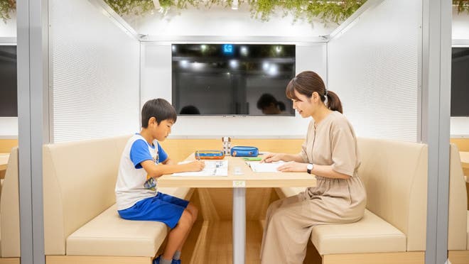 【秋葉原駅徒歩2分|24時間営業|5Gブース(2階)】最大6名/高速Wi-Fi/55型モニタ/会議・商談・面接・打合せ・作業等の写真22