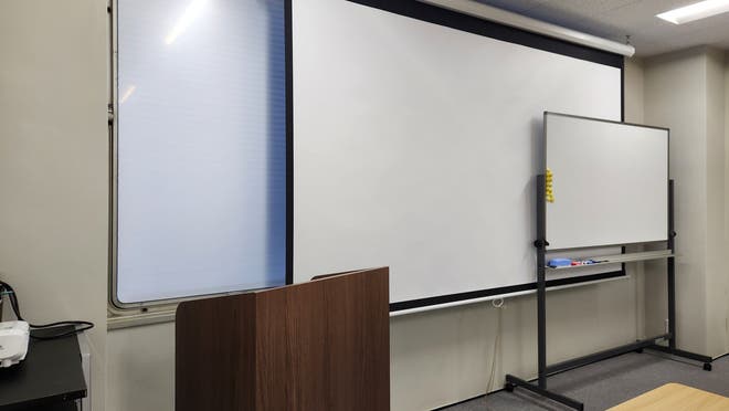 コスパ良✨岡山駅徒歩5分 / 最大36名 / 高速WIFI / プロジェクター 会議やセミナーに最適な会議室✨の写真10