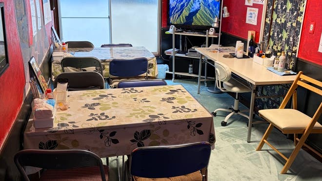 アロハスペースルーム アロハ餃子食堂 スタッフ1名常駐の写真1