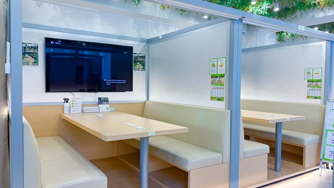 【秋葉原駅徒歩2分|24時間営業|8Gブース(3階)】最大6名/高速Wi-Fi/55型モニタ/会議・商談・面接・打合せ・作業等の写真9