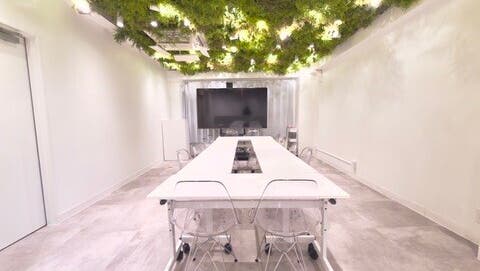 【東京駅徒歩3分・日本橋駅徒歩2分|24h】30名席/会議室・研修・セミナー・説明会等/WiFi・モニター・ホワイトボード等完備の写真4