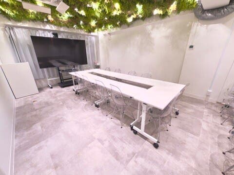 【東京駅徒歩3分・日本橋駅徒歩2分｜24h】30名席／会議室・研修・セミナー・説明会等／WiFi・モニター・ホワイトボード等完備の写真6