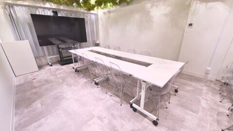 【東京駅徒歩3分・日本橋駅徒歩2分|24h】30名席/会議室・研修・セミナー・説明会等/WiFi・モニター・ホワイトボード等完備の写真6