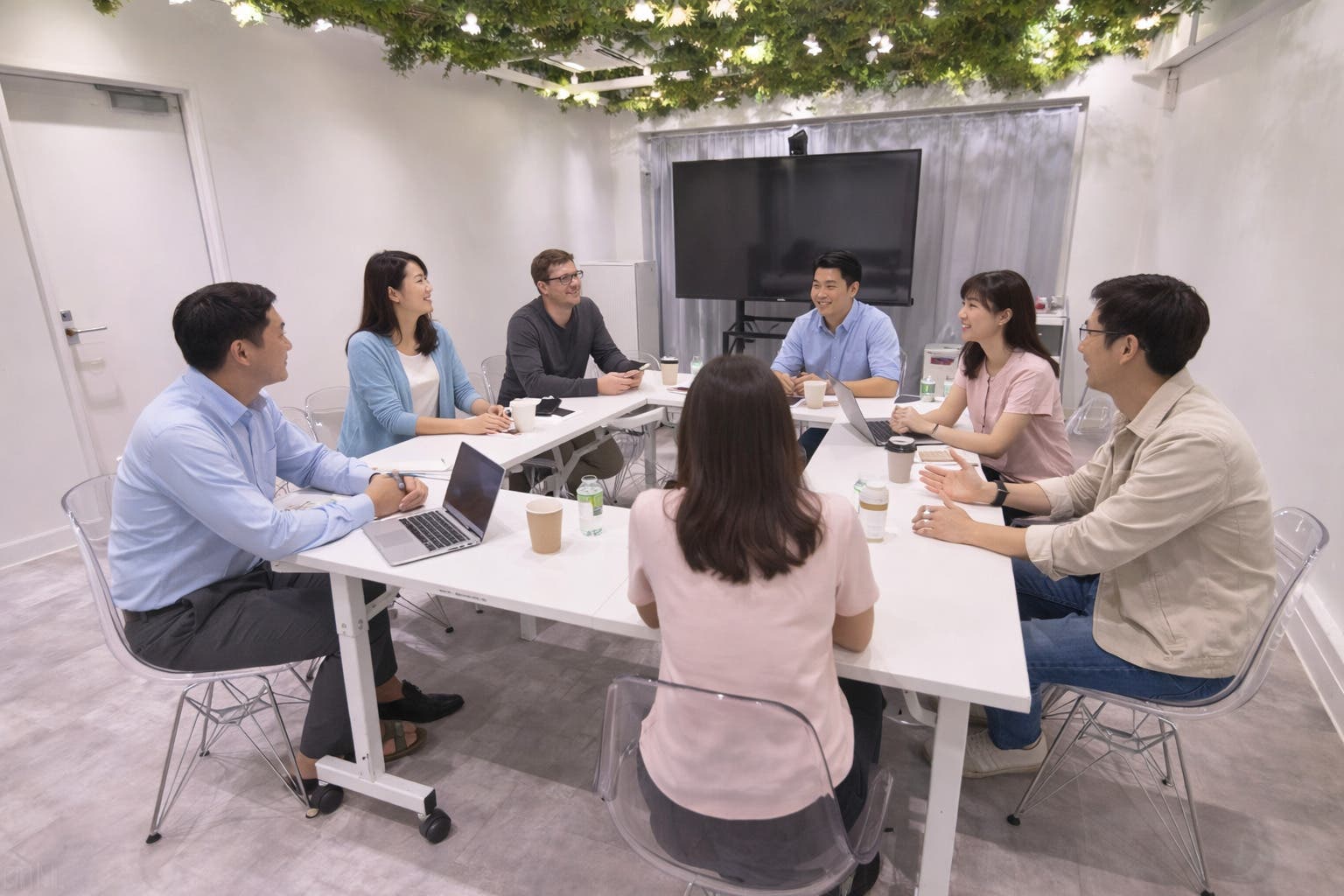 【東京駅徒歩3分・日本橋駅徒歩2分｜24h】30名席／会議室・研修・セミナー・説明会等／WiFi・モニター・ホワイトボード等完備の写真10