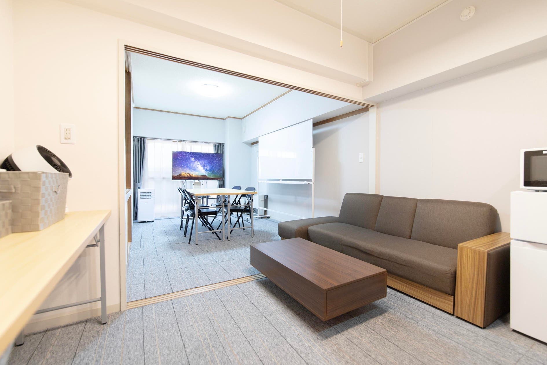 ✨地域最安値挑戦✨【狸小路徒歩1分・会議orパーティ】大型TVで大人気ゲームや動画鑑賞🎵『410』の写真5