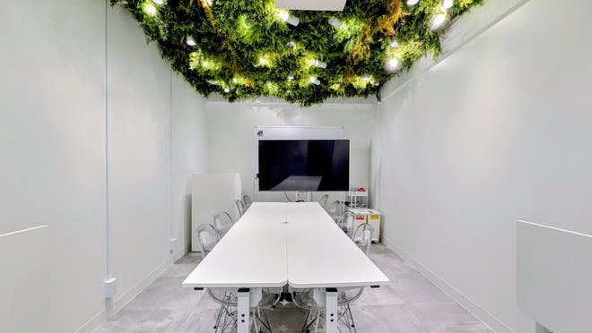 【東京駅徒歩3分・日本橋駅徒歩2分|24h】12名席/会議室・研修・セミナー・説明会等/WiFi・モニター・ホワイトボード等完備の写真4