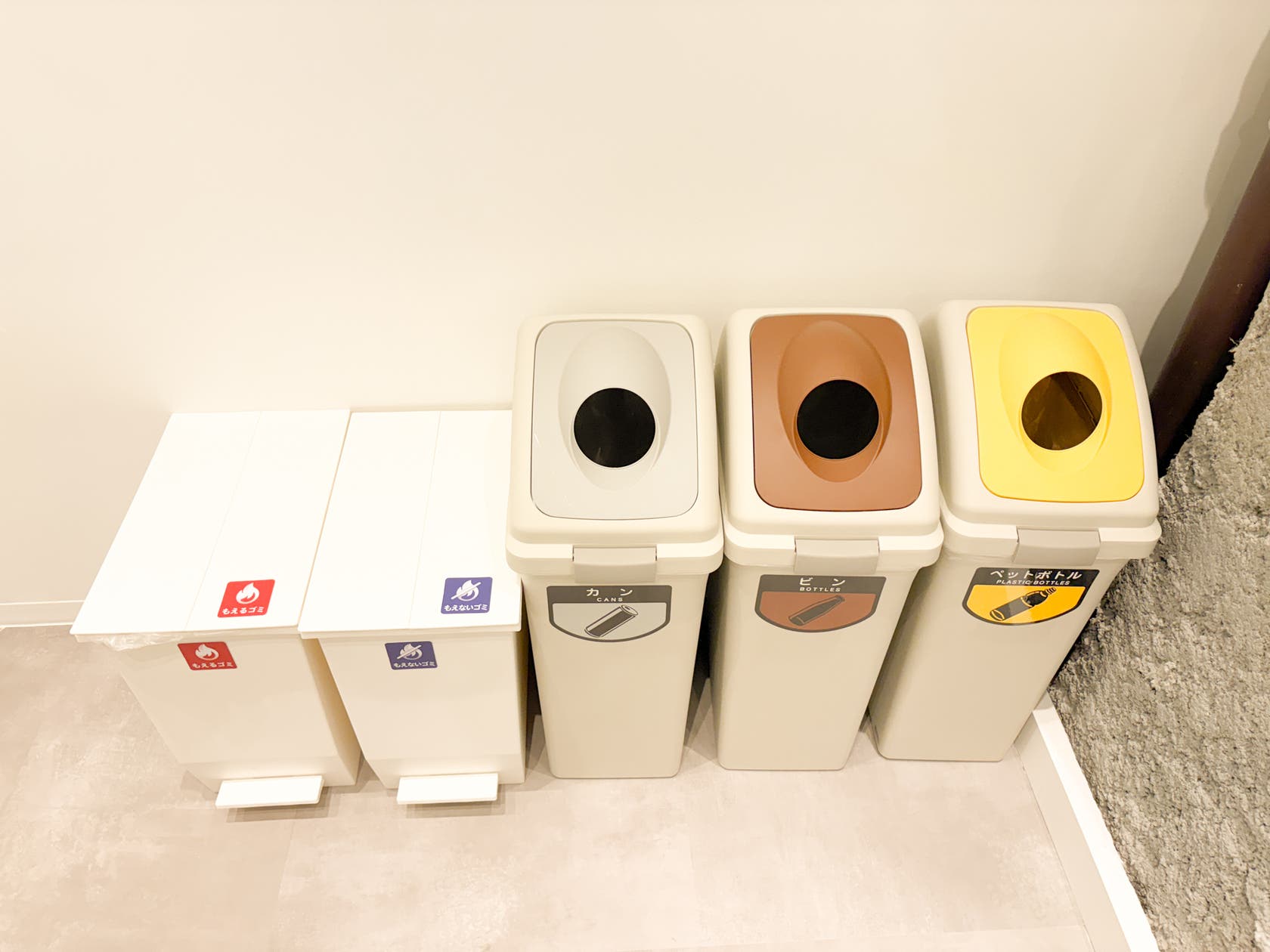 【立川駅徒歩1分｜24h】会議室／最大23名／高速WiFi／飲食可／研修・セミナー・懇親会｜FEEEP立川店イベントスペースBの写真19