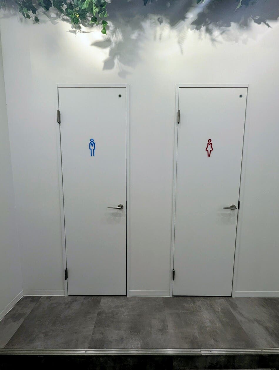 【立川駅徒歩1分｜24h】会議室／最大23名／高速WiFi／飲食可／研修・セミナー・懇親会｜FEEEP立川店イベントスペースBの写真22