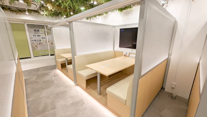 【上野駅徒歩1分|24時間営業|13Gブース】最大6名/高速Wi-Fi/55型モニター/会議・商談・面接・打ち合わせ・作業等の写真15