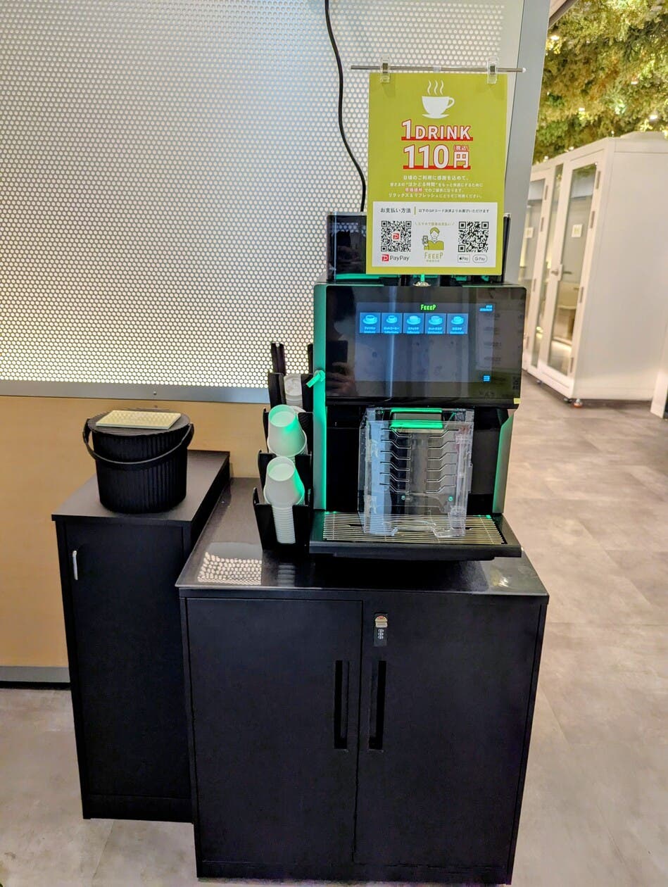 【新宿駅徒歩2分｜19Gブース】最大6名／高速Wi-Fi／55型モニター／会議・商談・面接・打ち合わせ・作業等の写真17