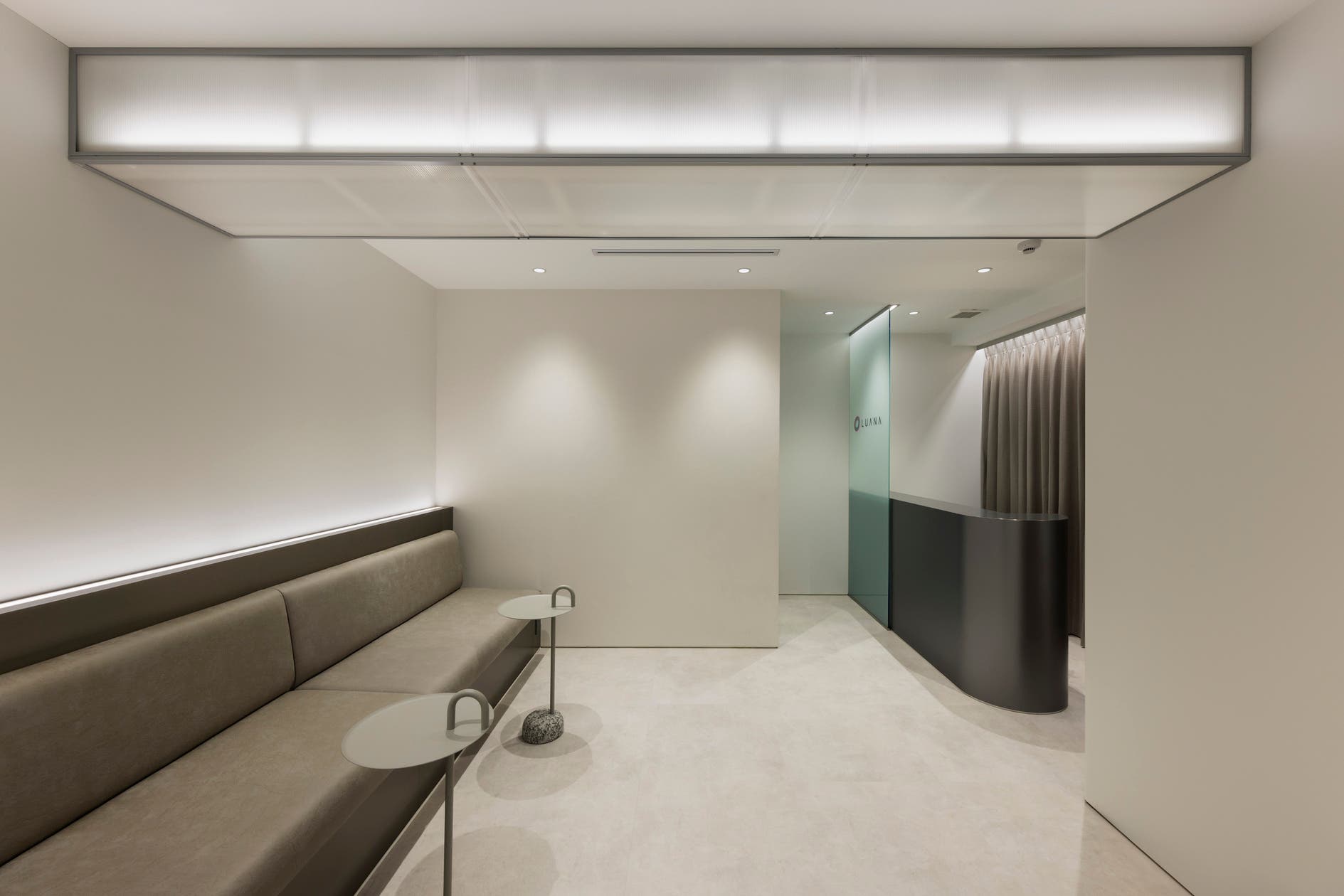 【上野駅徒歩2分】整体・エステ等☆施術ベッド完備☆追加料金一切なし☆レンタルサロンの写真2