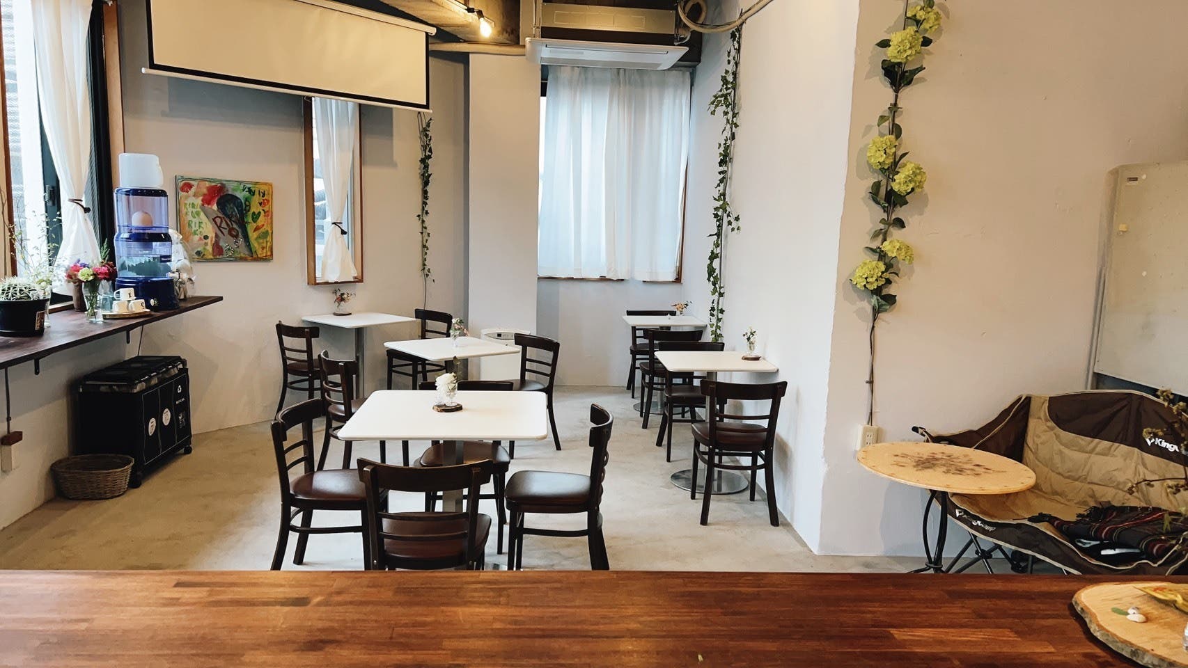 天文館通り電停から徒歩3分の好立地。レイアウトは自由に変更可能で、ご利用内容に合わせて柔軟に空間づくりができます￥999～/時間の写真3